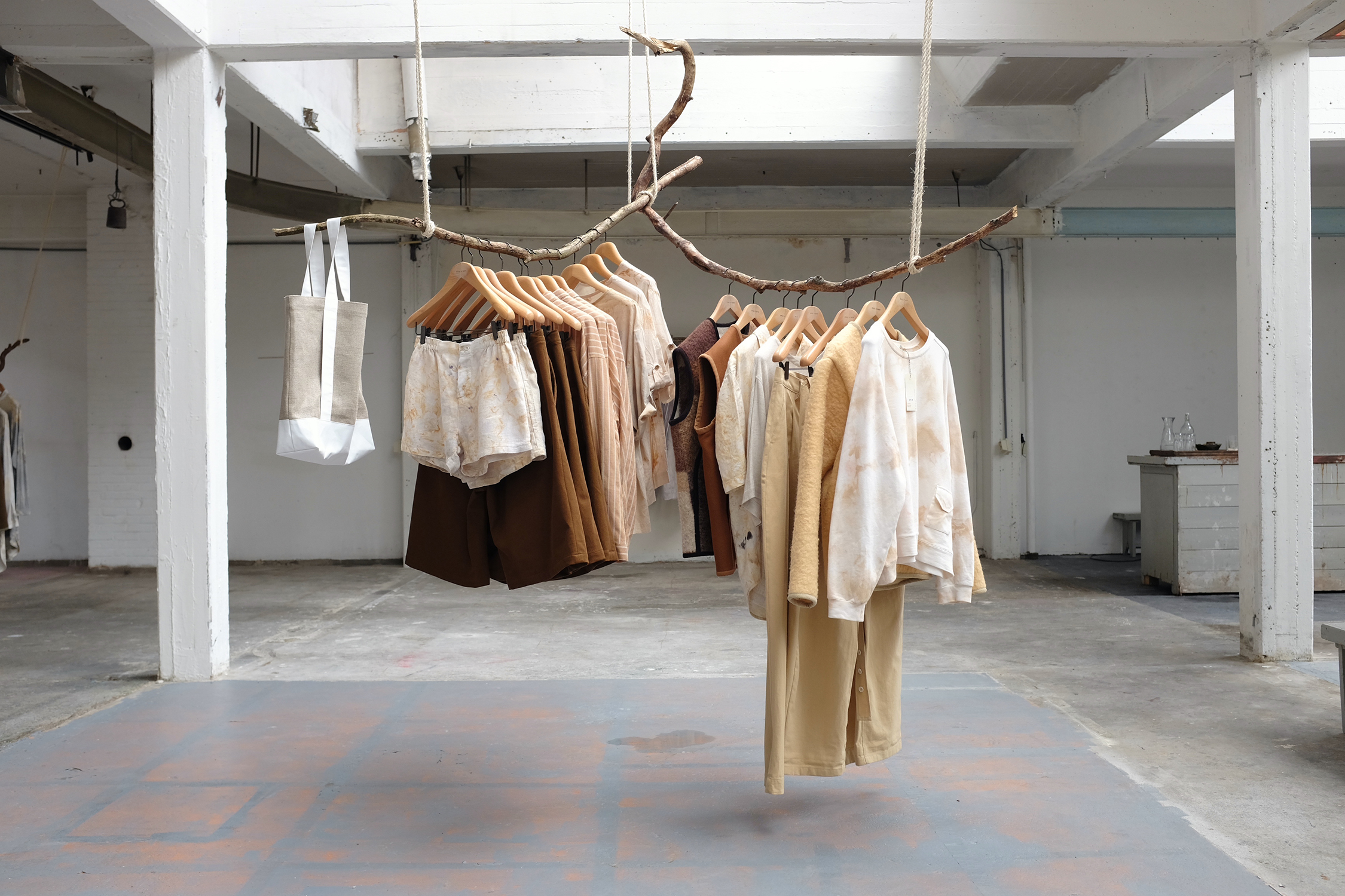 Hul le Kes Store, Now open - Hul le Kes